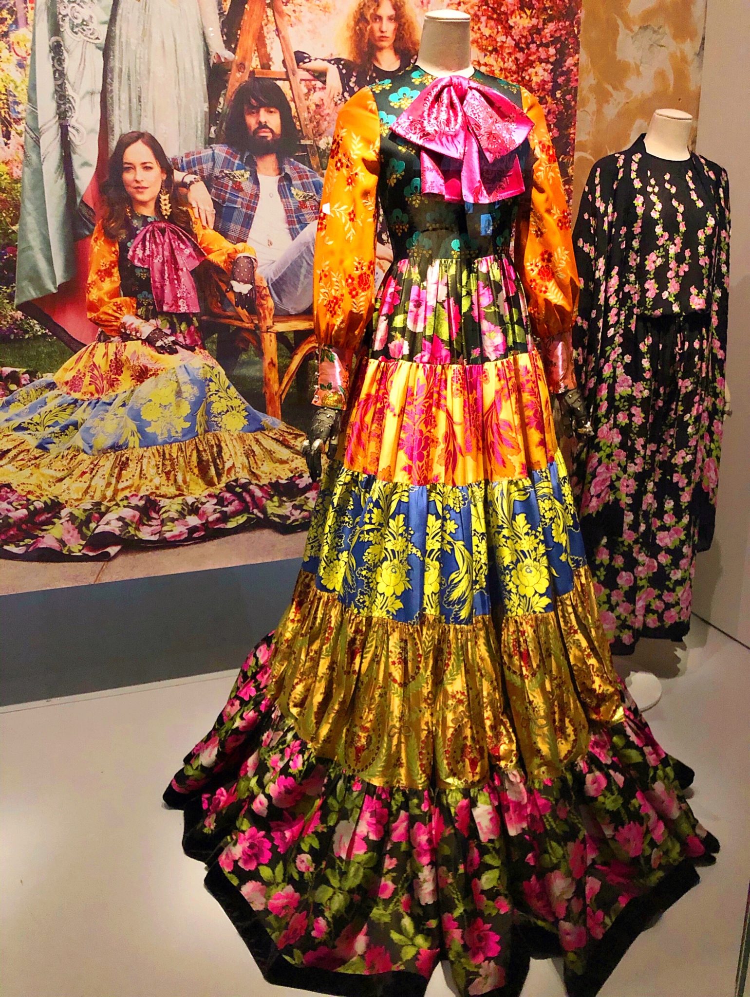 Expo: Harper's Bazaar. First in fashion. - Polish Your Fashion